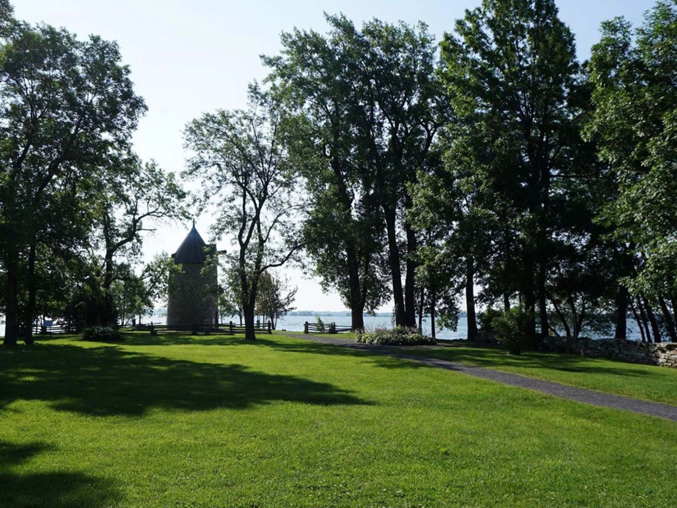Horaire et tarifs - Parc Historique de la Pointe-du-Moulin